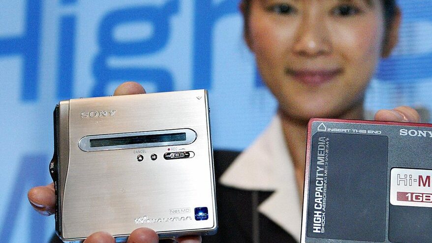 Descubre La Historia Del Primer Reproductor De DVD Comercial En 1996